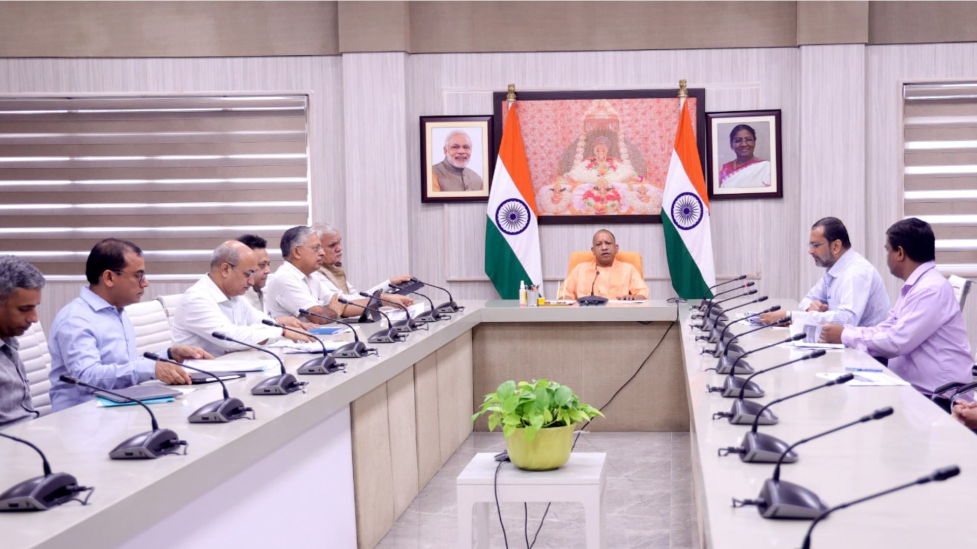 Integrated Mandal Office Should Be Made Like Twin Tower Says Cm Yogi ...