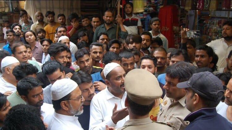 Inspector Slaps Hafiz In Kanpur, Accuses Inspector Of Indecency ...