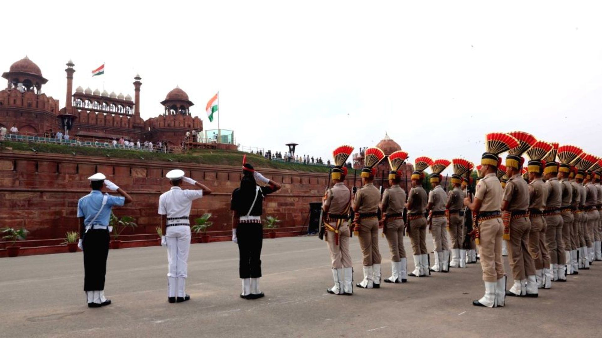 Independence Day Celebration Full Dress Rehearsals On Red Fort Dhruv Choppers Shower Petals Pm ...