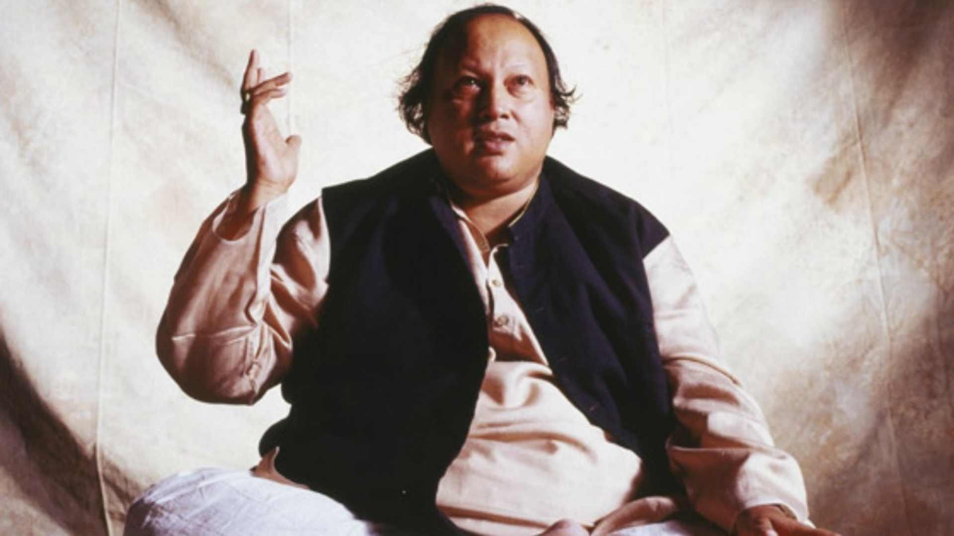 Nusrat Fateh Ali Khan Birthday Know Shahenshah E Qawwali Life Journey ...