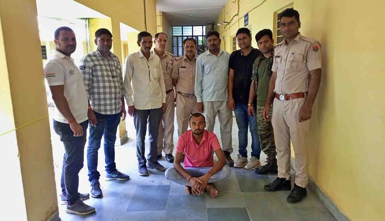 One Thousand Prize Crook Sunil Alias Karua Gurjar Arrested In Dholpur ...