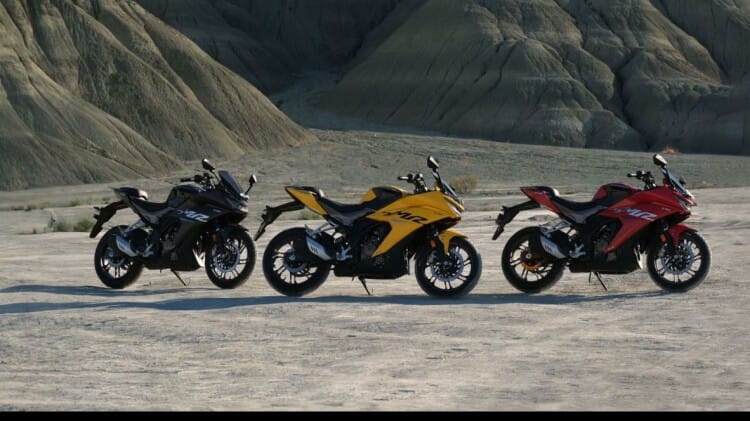 New Bike Launched Again With 210 Cc Engine, Know Its Features - Amar ...