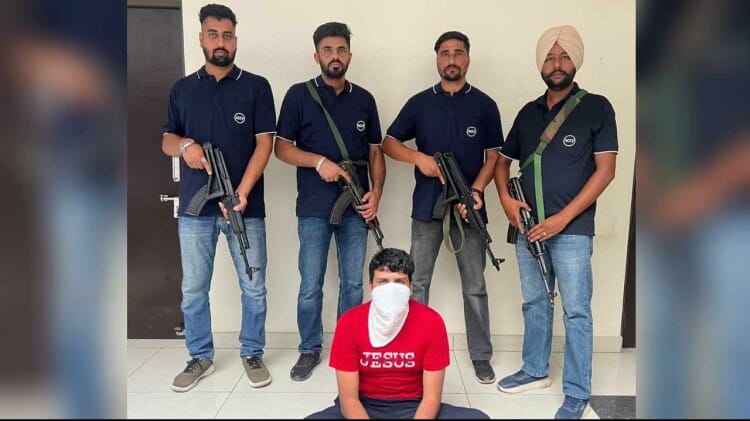 Anti Gangster Task Force Arrested A Close Aide Of Gangster Sonu Khatri ...