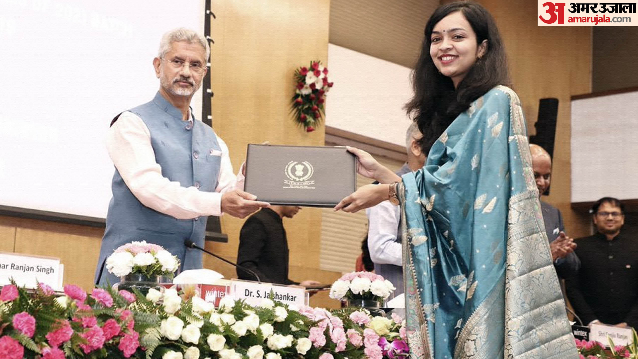 Ias Story:कई मुश्किलों के बाद भी नहीं मानी हार, तीसरी बारी में निकाला ...