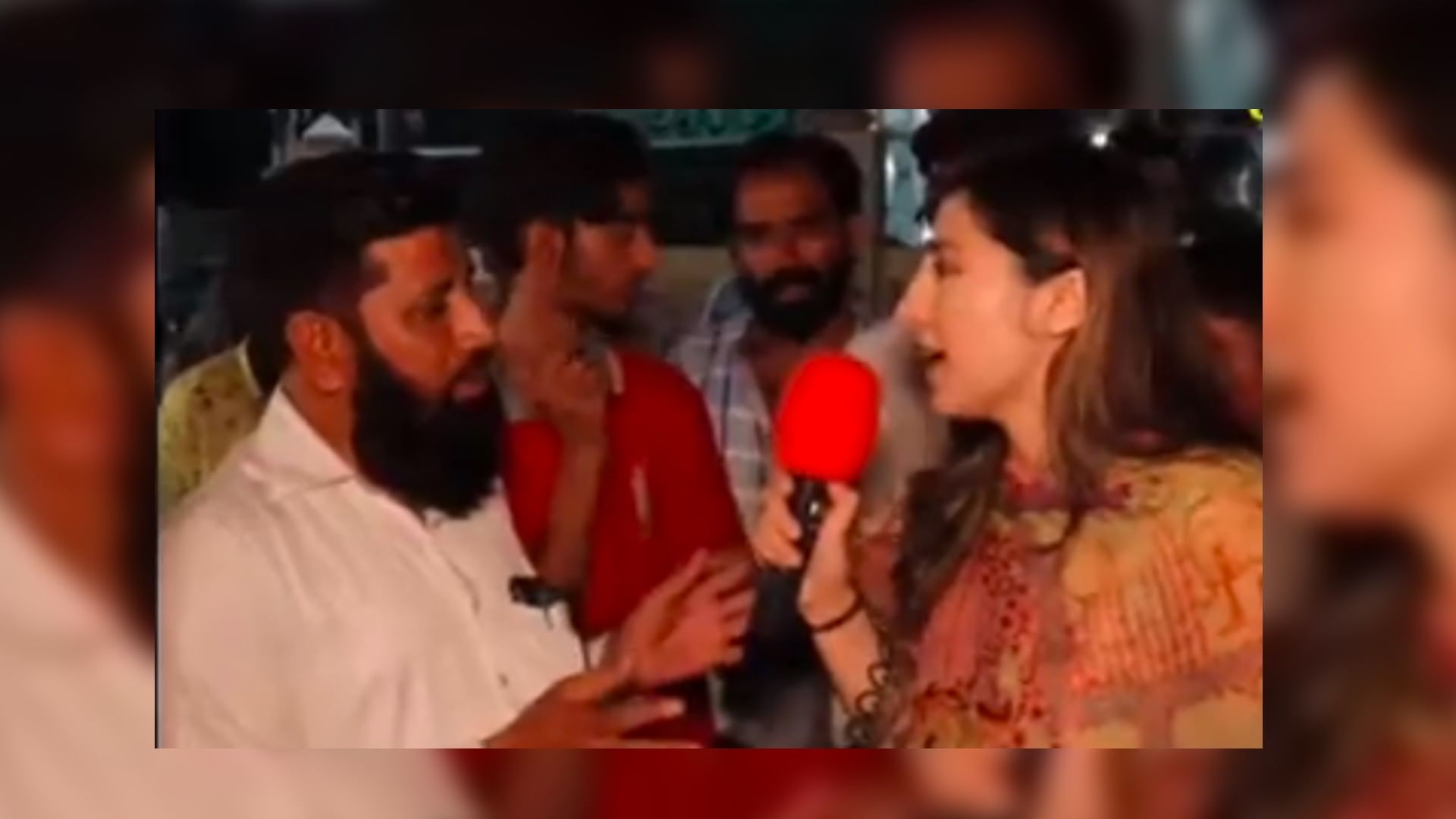 Viral Video: Pakistani Man Interview Viral Said India Is Anime Reporter ...