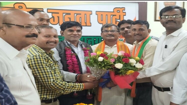 Bjp Workers Rejoiced At Rajendra Mishra Being Made Metropolitan ...