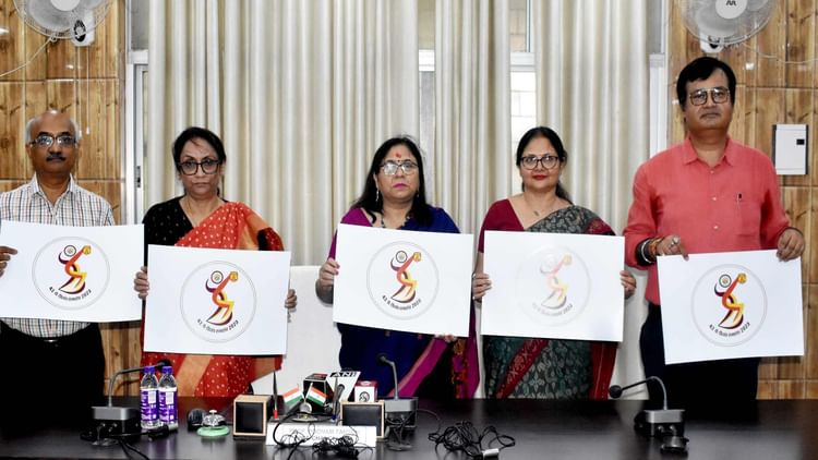 Gorakhpur University Vice Chancellor Unveiled Logo Of 42nd Convocation ...