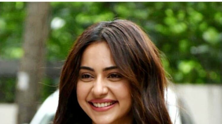 गोल्फ खिलाड़ी रह चुकी हैं रकुल प्रीत