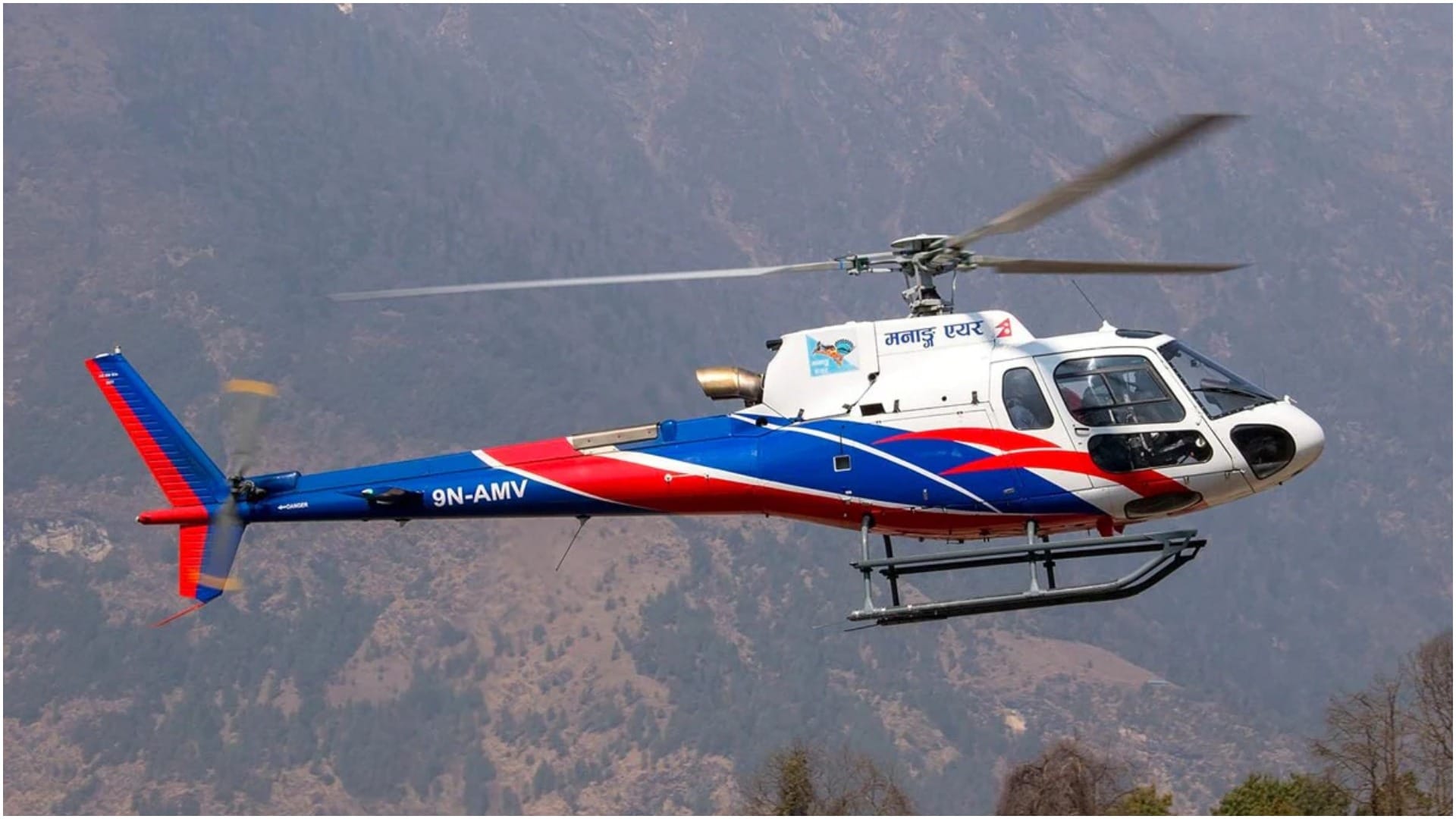 Nepal Manang Air Chopper Crashes Pilot Injured Nepal Civil Aviation ...