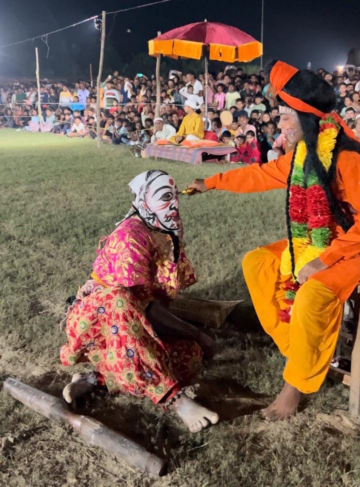 Kashi's Ramlila Laxman Cuts Surpanakha's Nose, Fair-like Atmosphere In ...