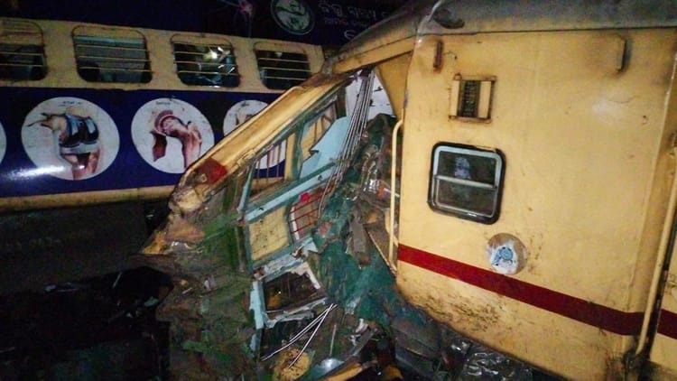Andhra Pradesh Train Accident Railway Official Explained The Reason For The Accident - Amar ...