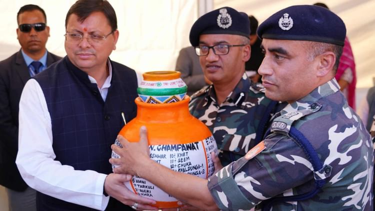 Amrit Kalash Yatra Reached Dehradun Cm Dhami Said-patriotism Is The Best Among All Devotions ...