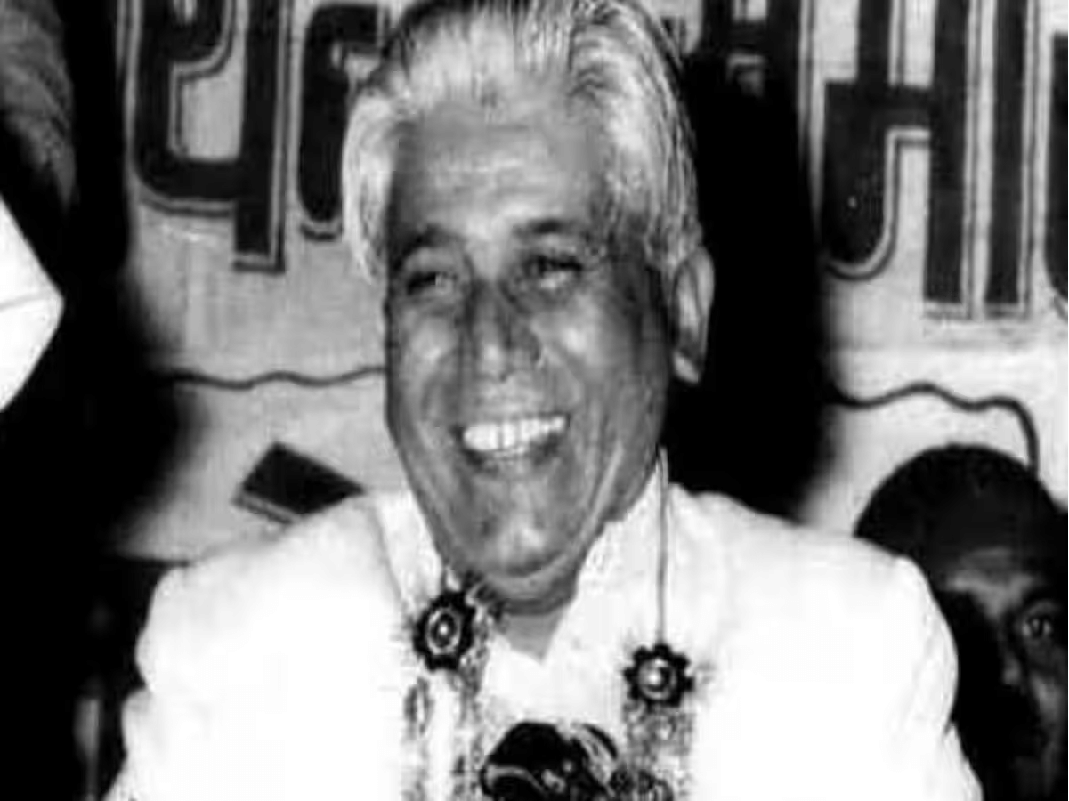 Best Hindi Poetry Shivmangal Singh Suman Hindi Kavita Hum Panchchi ...