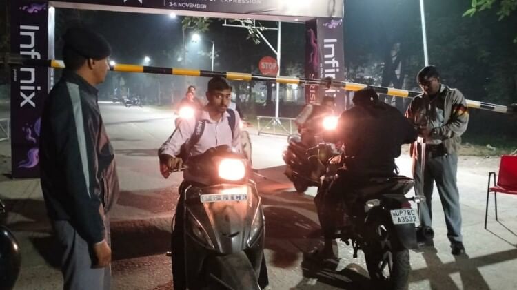 Iit Bhu: Divisional Commissioner And Police Commissioner Claim, Security Is Strengthened ...