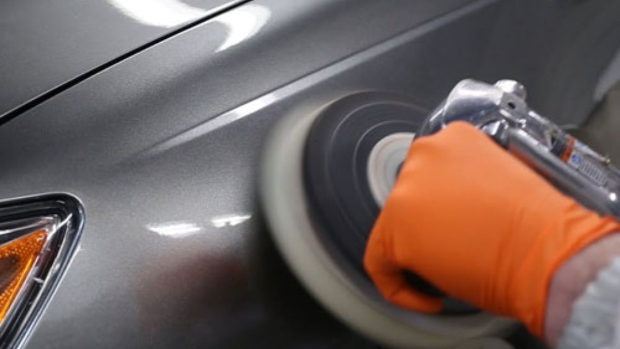 To Make An Old Car Like New, Get Rubbing Work Done, The Car Will Shine ...