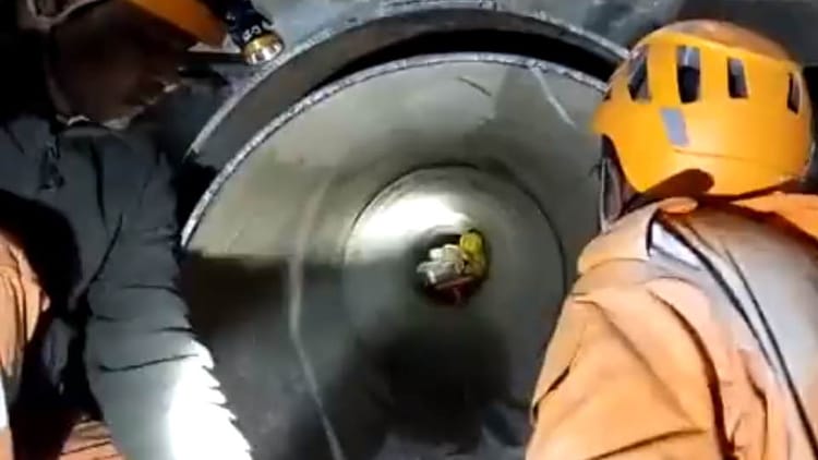 Uttarkashi Tunnel Rescue News: Laborers Will Be Taken Out Of Escape ...