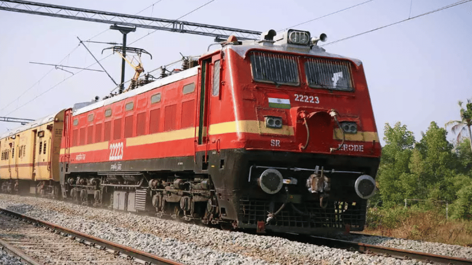 Indore Train Cancelled:रेलवे ने निरस्त की 58 ट्रेनें, इंदौर की 6 ...