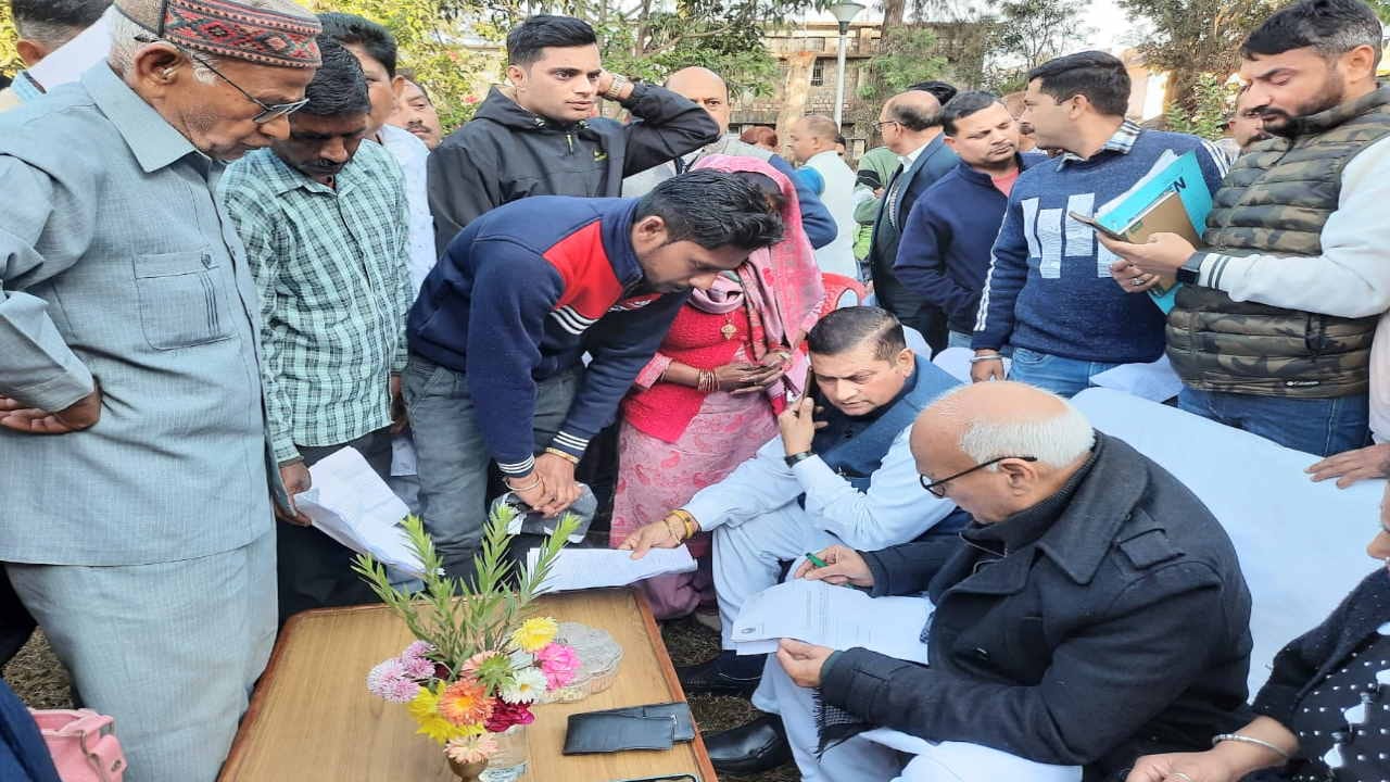 Chander Kumar Said State Govt Will Start Purchasing Cow Dung Fertilizer ...