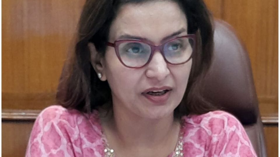 सीएम ने विज को मनाया:सोनिया खुल्लर को Hpsc में मिलेगी नई जिम्मेदारी ...