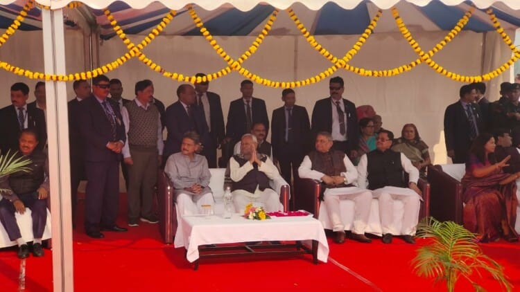 Bihar: Cm Nitish Inaugurated Guest House Built In Buddhist Stupa Of ...