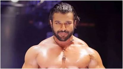 Sujay Reu As Ram Prachi Bansal As Sita And Basant Bhatt As Lakshman ...