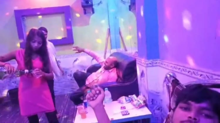 Bihar: Teacher Goes Viral With Alcohol And Girl In Jamui; District Residents Made This Demand To ...