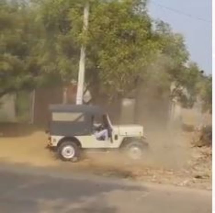 Rajasthan News: Attempt To Crush People By Driving A Fast Jeep, Police Took Action And Seized ...
