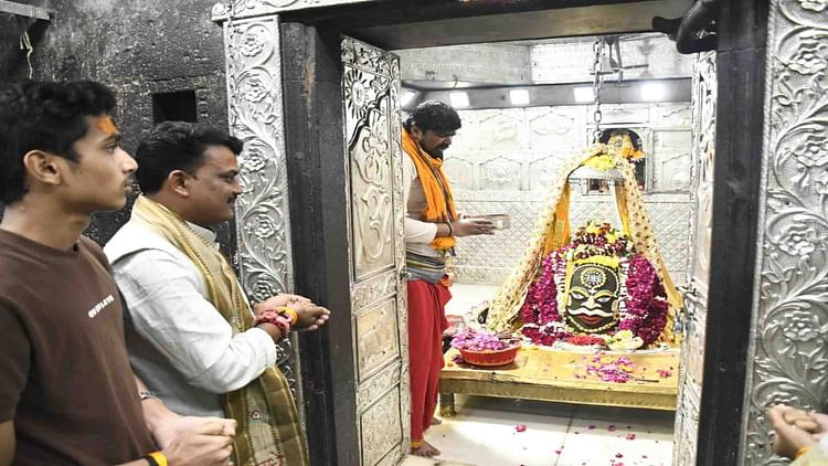 Cabinet Minister Nagar Singh Chauhan Visited Baba Mahakal - Amar Ujala ... Cabinet Minister Nagar Singh Chauhan Visited Baba Mahakal - Amar Ujala ...