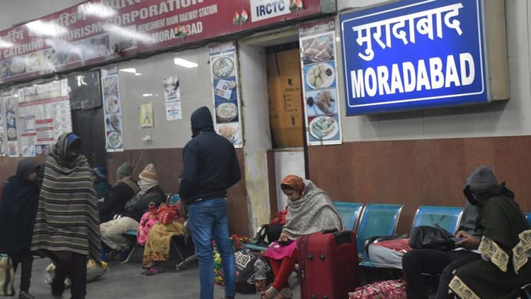 Two Special Trains Started Between Delhi And Gorakhpur, Will Pass ...