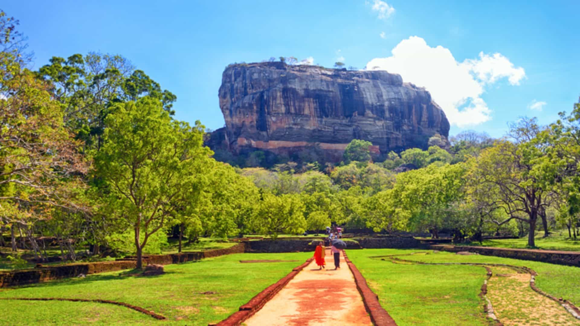 Sigiriya Rock Fort Ravana Palace In Srilanka Ravan Mahal Know ...