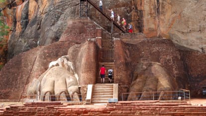 Sigiriya Rock Fort Ravana Palace In Srilanka Ravan Mahal Know ...
