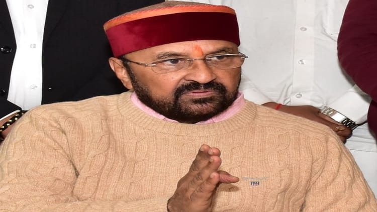 Agra:प्रो. अनुराग शुक्ल ने उच्च शिक्षामंत्री से जताया जान-माल का खतरा ...