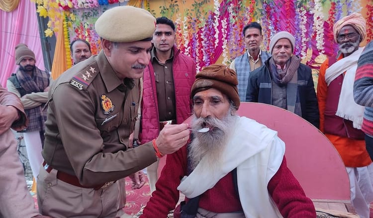 34 Years Of Fast Ends, Falahari Baba Ate Prasads Kheer, Idols Were ...