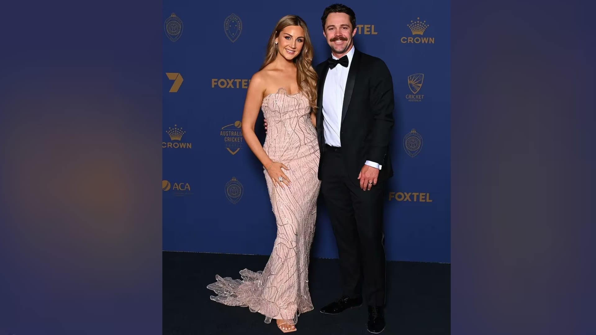 Australia Cricket Awards:एलिस ने फैंस को अपनी लुक से किया क्लीन बोल्ड ...