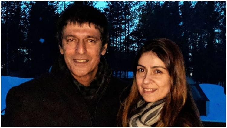 Not Only Actor Chunky Panday But Her Wife Bhawna Is Also Very Famous ...