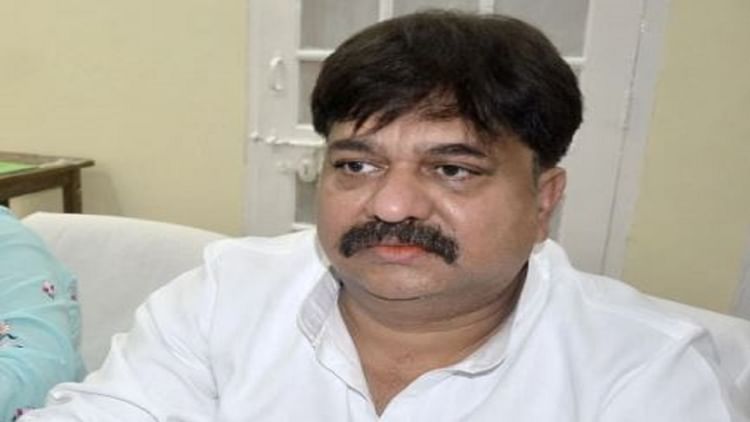 Sp National Secretary Abid Raza Resigned From The Post In Budaun - Amar ...