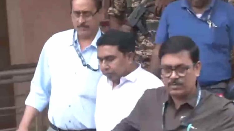 Ed:प्रवर्तन निदेशालय ने शाहजहां शेख को किया गिरफ्तार; बशीरहाट जेल में ...