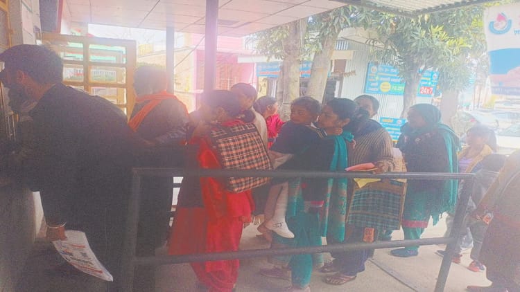 People Suffering From Vomiting And Diarrhea In Tauni Devi Area, Figure ...