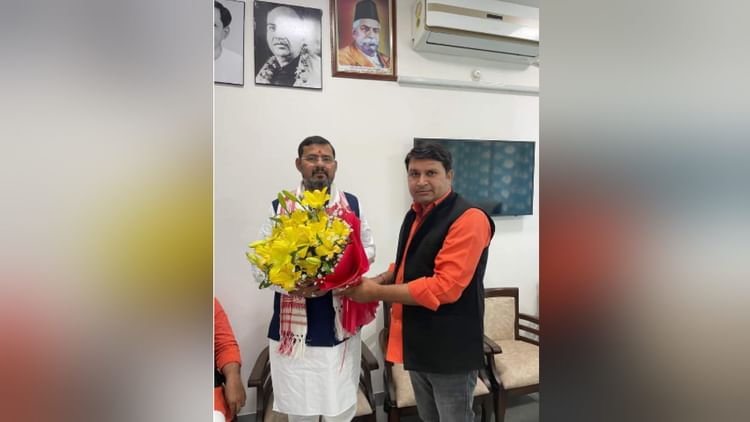 Bijnor News : Ashok Kataria Has Made Again Mlc - Amar Ujala Hindi News Live - Bijnor: अशोक ...