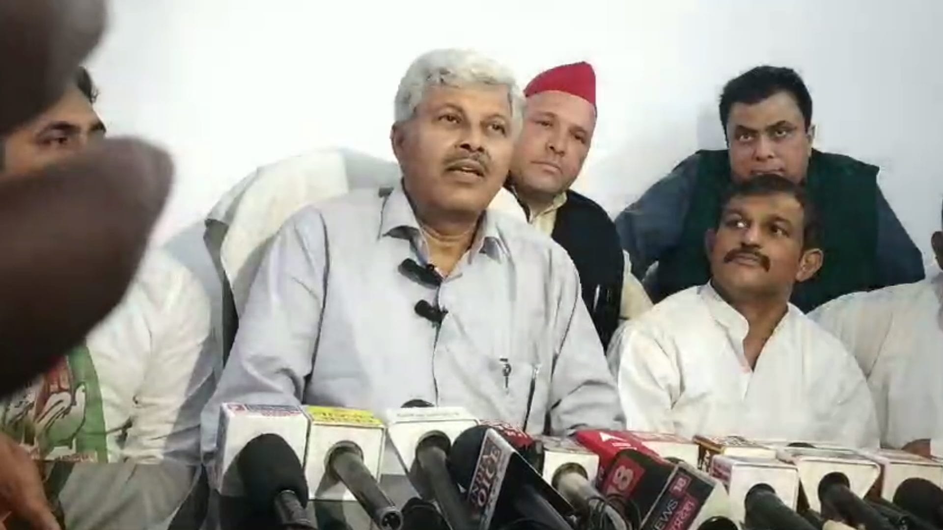 Sp Candidate Bhanu Pratap Said Battle For Evms And High Court Benches Will Fought From Streets ...