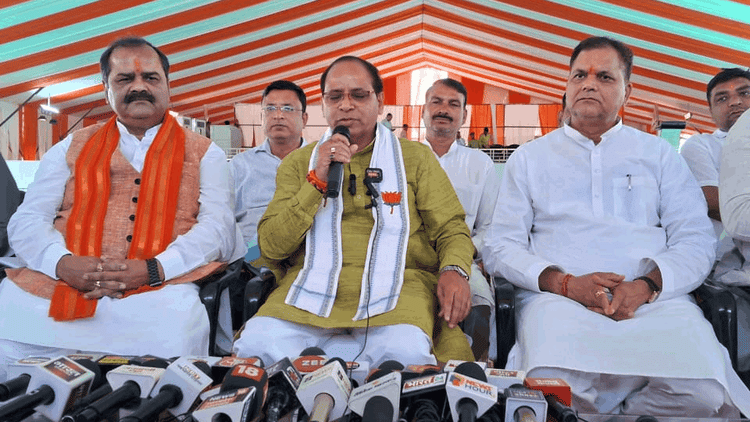 Up: क्षेत्रीय अध्यक्ष सतेंद्र सिसौदिया बोले- यूपी सहित देश की 400 से ...