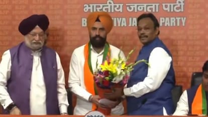Punjab:भाजपा में शामिल हुए अकाली नेता सिकंदर मलूका के बेटा-बहू, बठिंडा ...