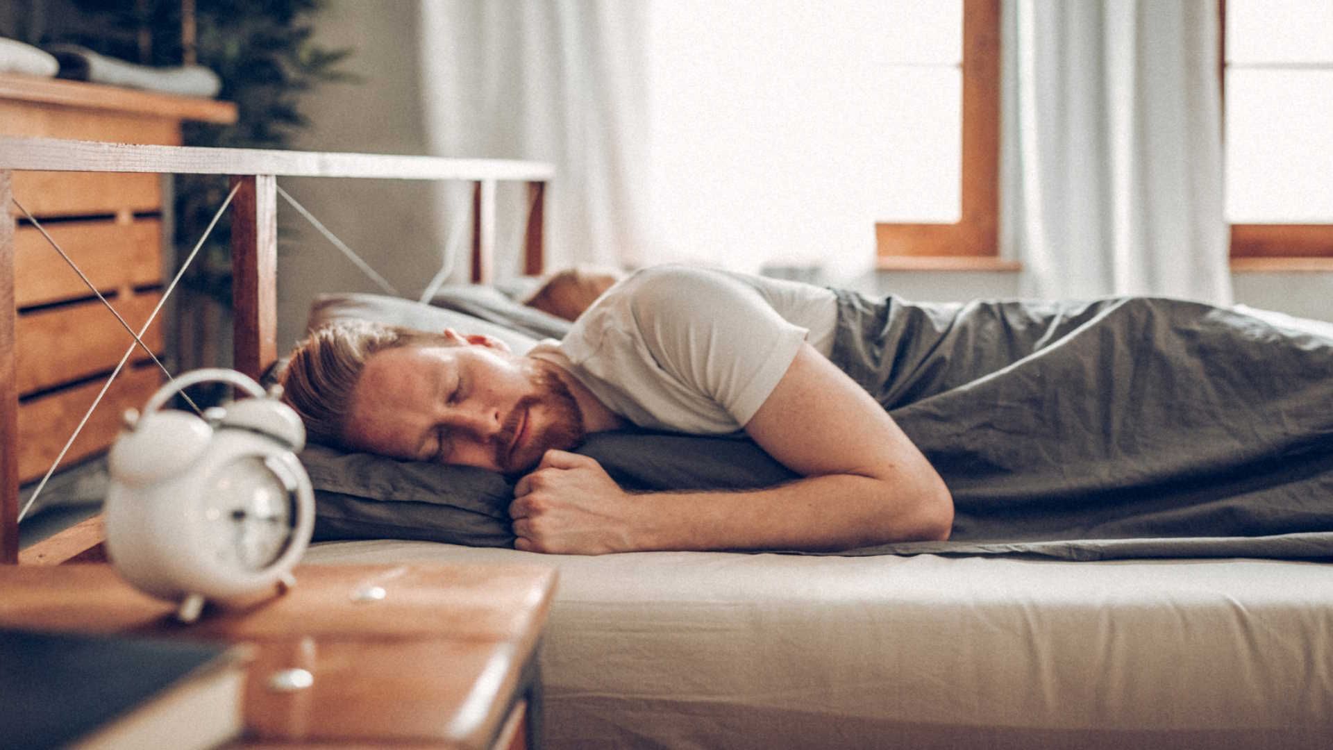 Hypersomnia:क्या आपको भी बहुत ज्यादा नींद आती रहती है? कहीं ये किसी ...