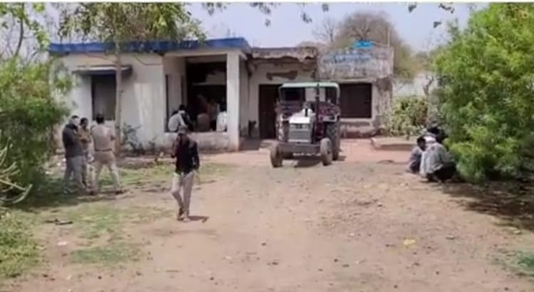 Dead Body Of A Middle-aged Man Found In A Field In Barmasa Village ...