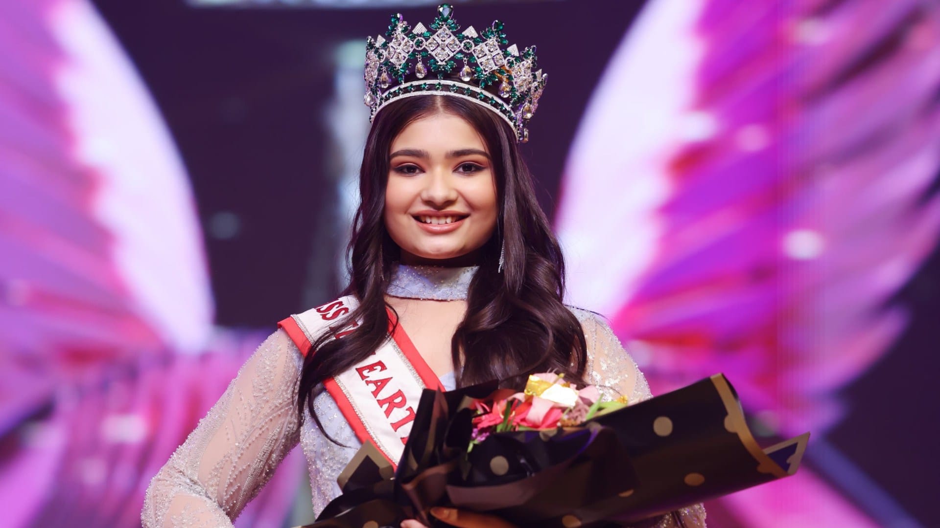 Miss Teen Earth 2024:पटना की तनिष्का ने जीता मिस टीन अर्थ इंडिया का ...