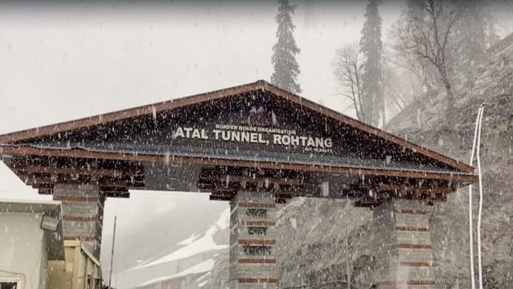 Himachal Weather: Snowfall In Lahaul Valley Including Atal Tunnel Rohtang, Rain In Shimla ...