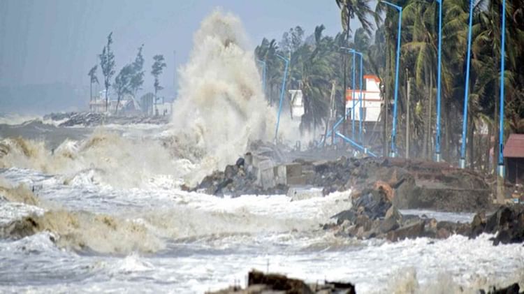 Kallakkadal Phenomenon Threatens Kerala And Southern Tamil Nadu ... Kallakkadal Phenomenon Threatens Kerala And Southern Tamil Nadu ...