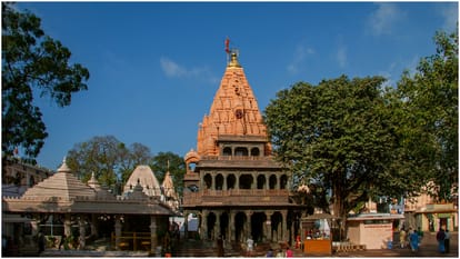Tirth Yatra Spiritual Yatra Religious Tour Package With Family - Amar ...