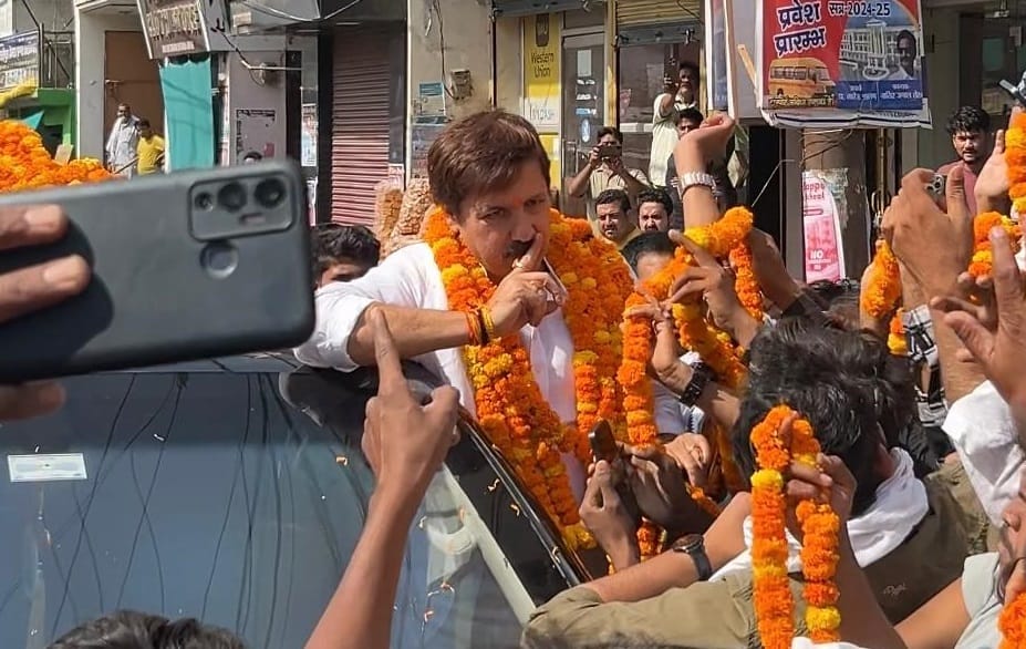 Dhanjay Singh: The Reason For Wife's Withdrawal From The Election Has ...