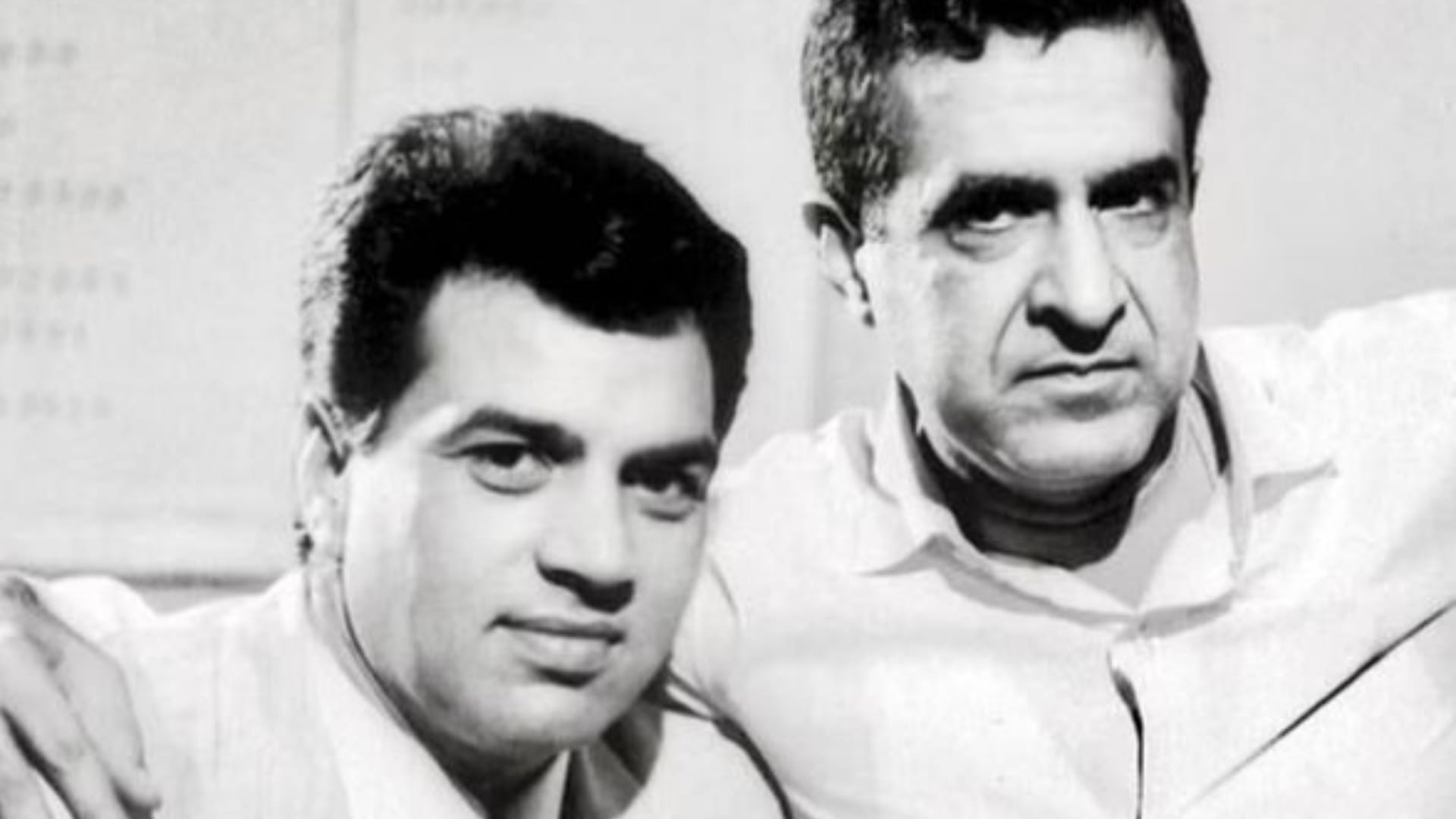 Director Arjun Hingorani Death Anniversary Know About His Movies And ...